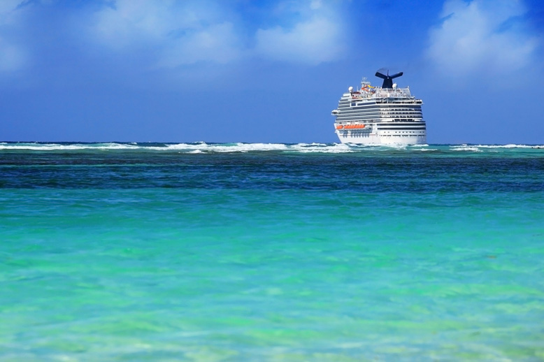 Top 6 Tropical Island Cruises around the World